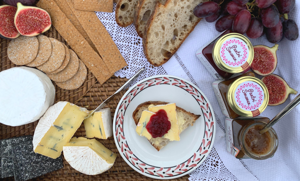 What goes with cheese? - Pantri Swswen